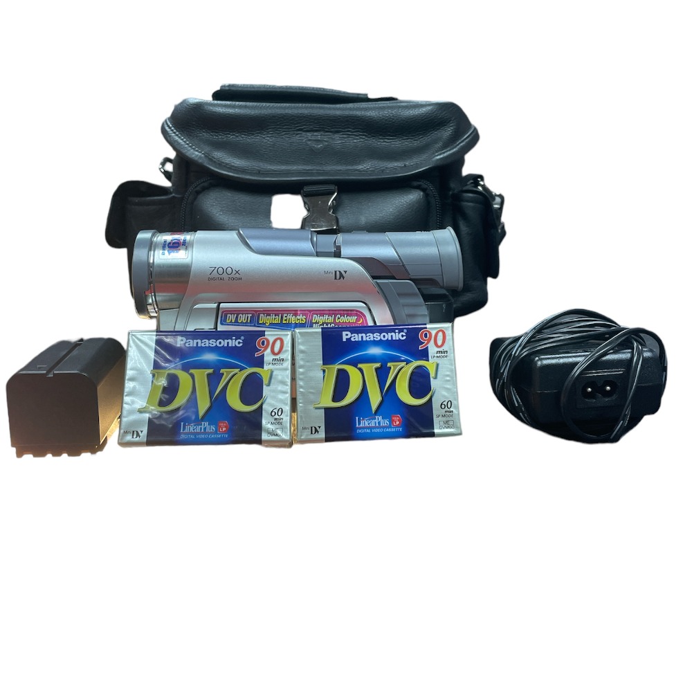 Used JVC GR-D20E - Own4Less